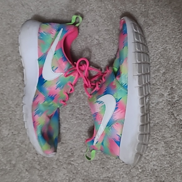 Nike | Shoes | Nike Roche | Poshmark